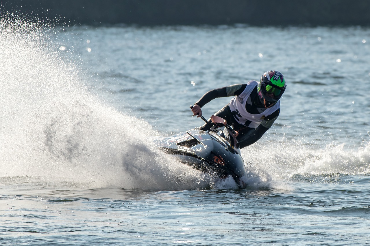 Free photo Image - jet boat jet ski runabout